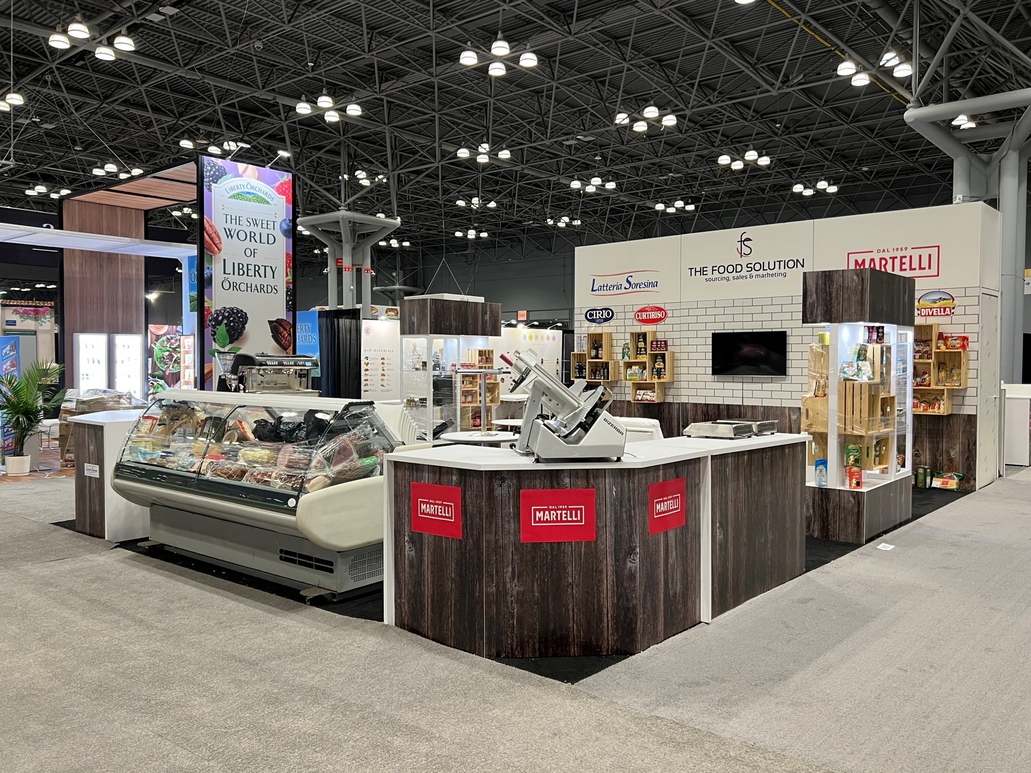 The Food Solution : Custom Exhibits